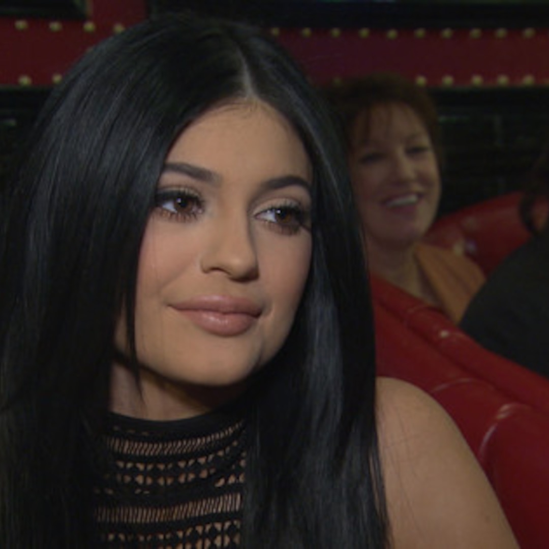 Kylie Jenner Reveals Mama Kris' Major Sweet Tooth Kylie Jenner Reveals Mama Kris' Major Sweet Tooth